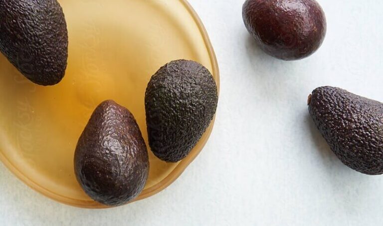 Avocado How To - How to Buy Avocados and More - Love One Today®